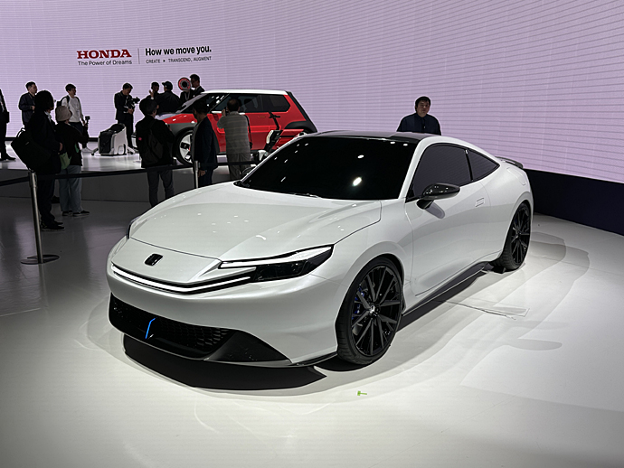 Meet NOA: Honda’s Answer to Tesla's Self-Driving System