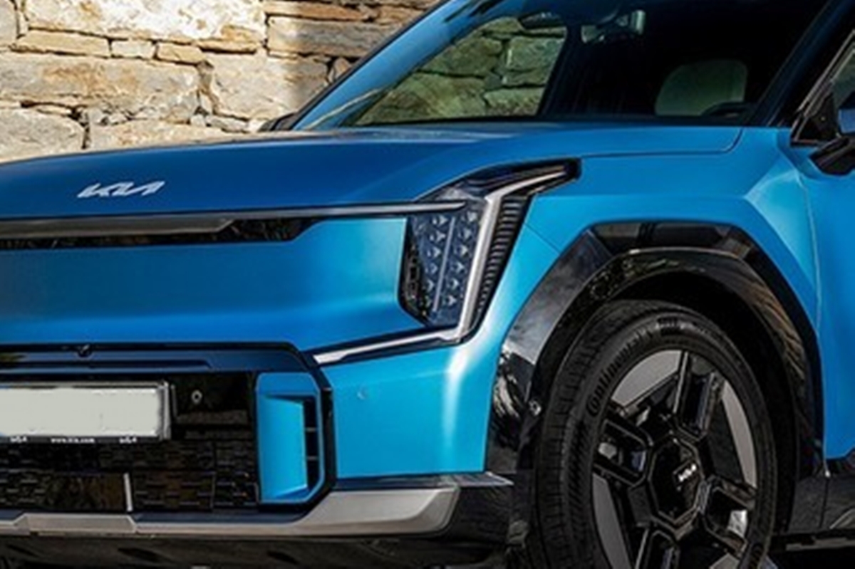 World Car of the Year Kia EV9 Crushes Volvo’s EX90 in Head-to-Head Test