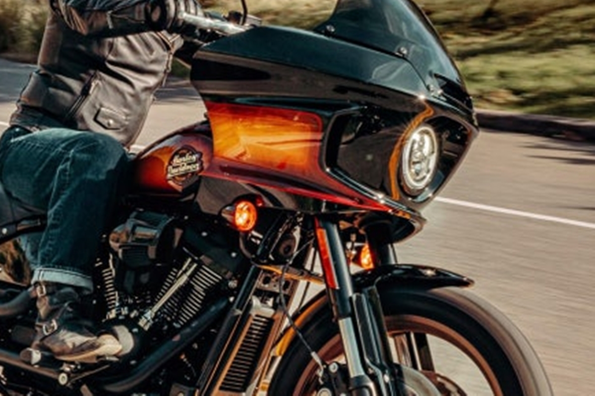 From Guitar Stage to Open Road: Harley’s Tobacco Fade Is a Tribute to ...