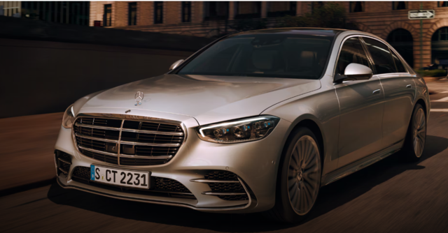 Mercedes Just Gave the S-Class a Hyperscreen—and a Shot at Beating BMW ...