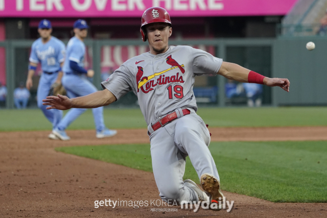 초대형 삼각 트레이드! ‘KBO MVP’ 페디, STL로 전격 이적…'한국계' 에드먼, LAD 입성 '오타니와 한솥밥'