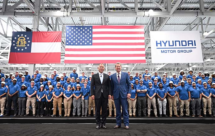 현대차 ‘메타플랜트 아메리카’ 준공…로봇이 일하는 소프트웨어 중심 공장 탄생