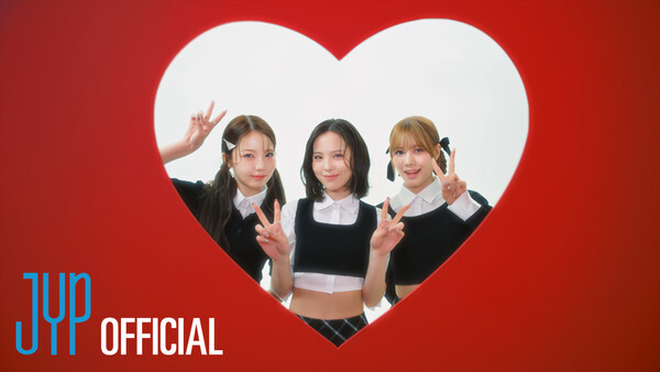 NiziU ‘LOVE LINE’ 비주얼 필름...러블리 매력