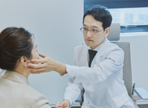 How to prevent lower eyelid inversion after lower eyelid side effect ...