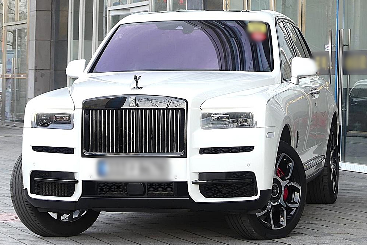 Too Big to Park? UK Cracks Down on Oversized Luxury Cars