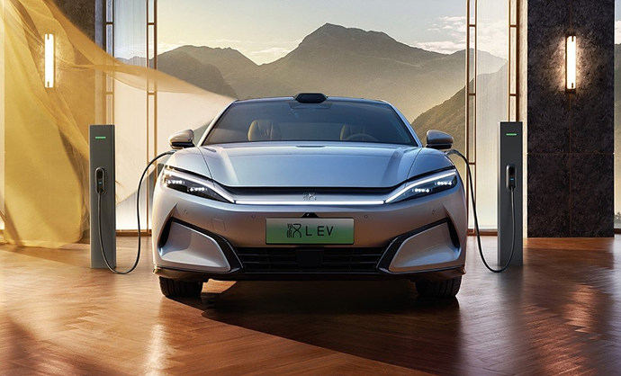 BYD Cuts Production Amid Rising Inventory and Sluggish Demand