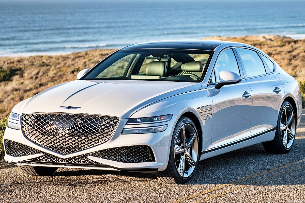 2025 Genesis G80 EV Gets Extended Wheelbase and 570km Range