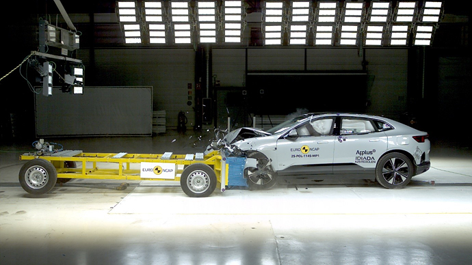 Polestar 4 Scores Top Marks in Euro Crash Tests