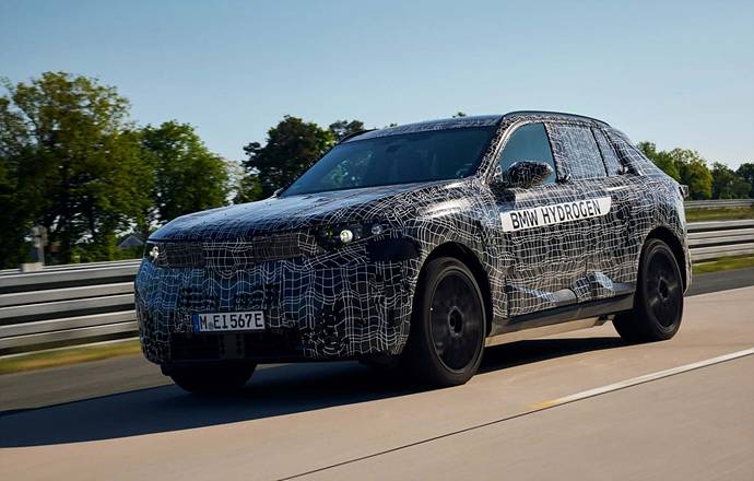 Forget Electric—BMW’s Hydrogen X5 Could Be the Real Future of Clean ...