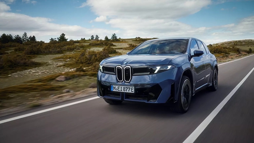 Uglier but the SMARTEST! BMW's iX3 with Qualcomm AI Autopilot: A New ...