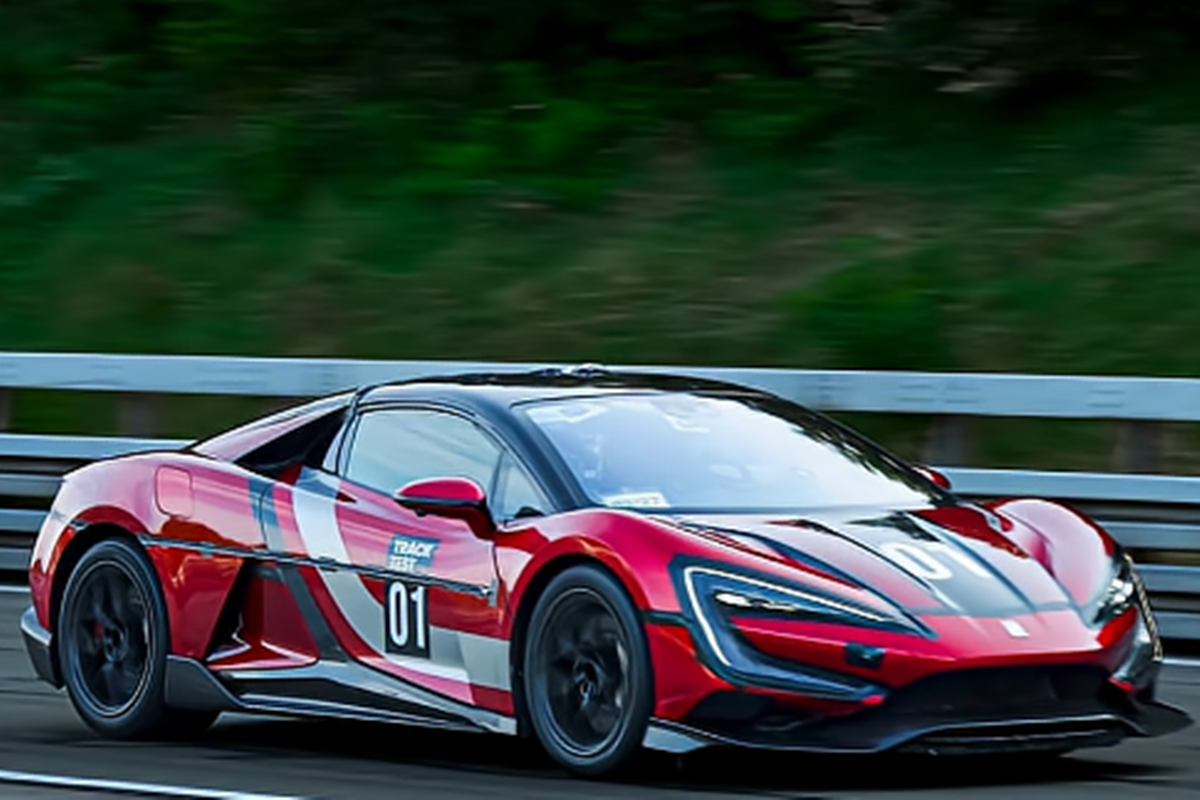 Forget Ferrari—An EV Hypercar Just Hit 293 MPH and Packs 3,000 HP