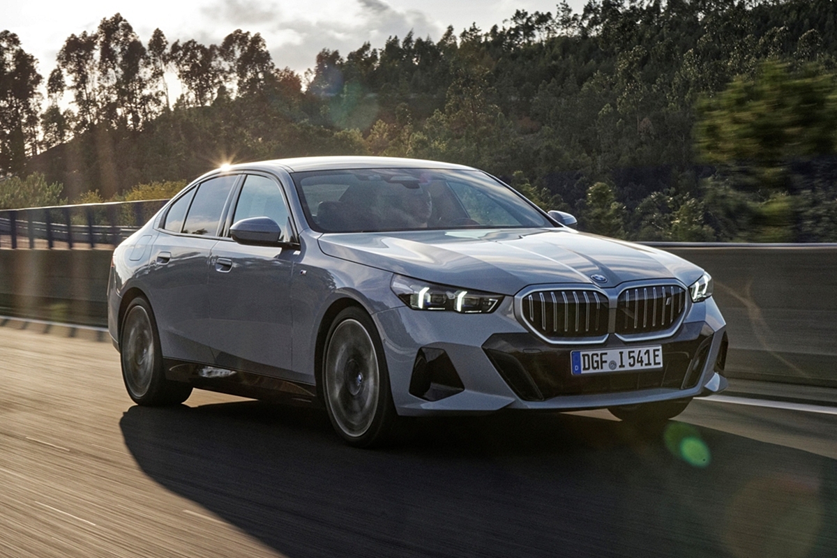 BMW i5 vs Mercedes EQE: The Premium EV Sedan Battle Heats Up
