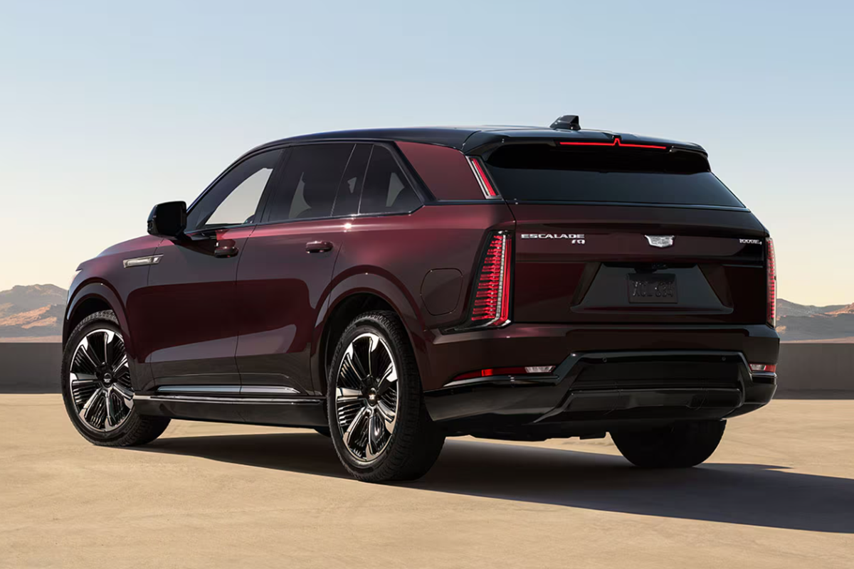 Genius Escalade? GM Just Plugged Google’s Brain Into a Cadillac—and the ...