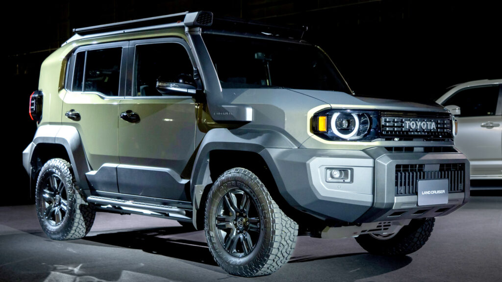 Toyota Just Unveiled the Land Cruiser FJ—A Rugged Little Legend Reborn ...