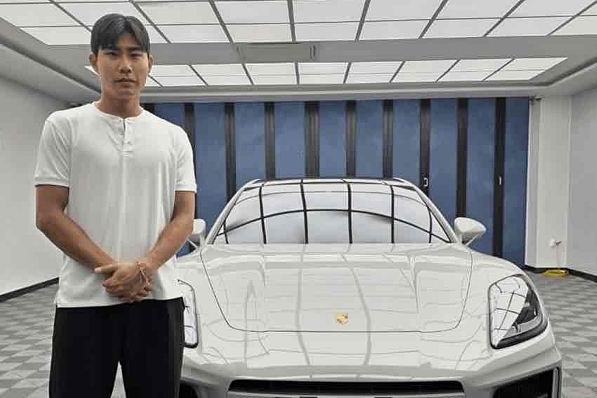 The $4,000 Shield: Why Car Guys Can’t Stop Arguing About Paint ...