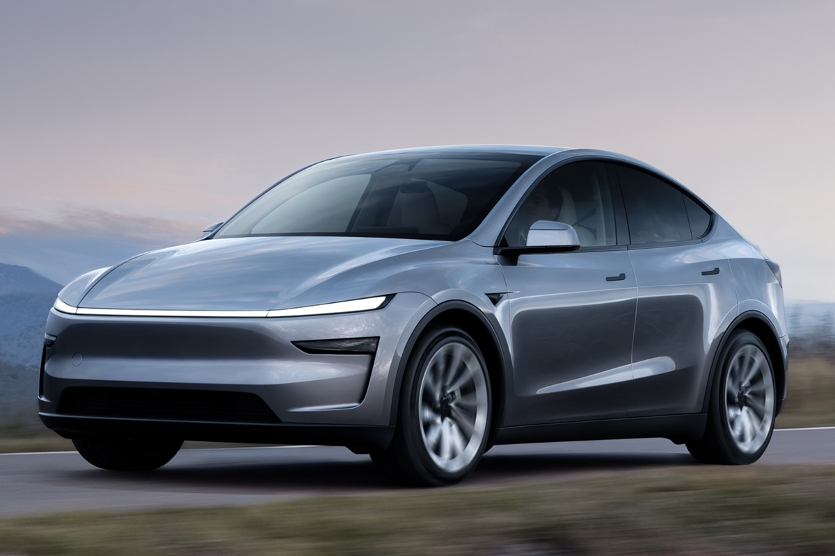 Tesla’s Fancy Door Handles Look Cool—Until They Stop You From Getting Out