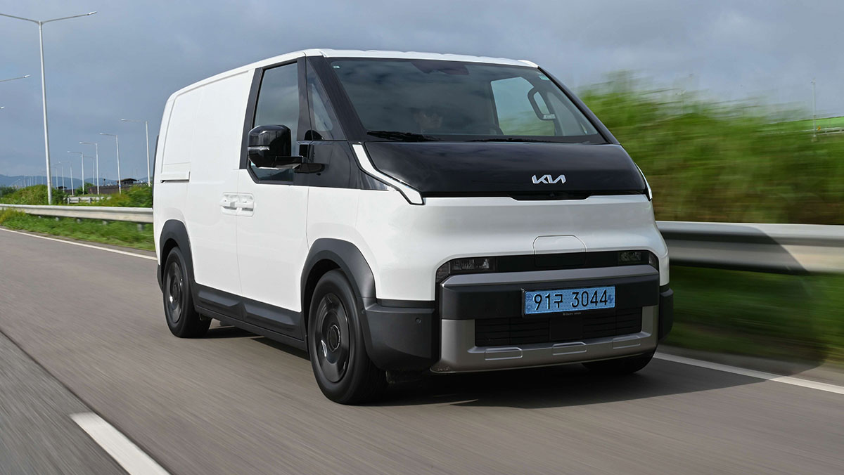 화물 싣고 1회 충전에 ‘693km’ 갔다… PV5 ‘기네스 기록’ 세워 | 카앤모어