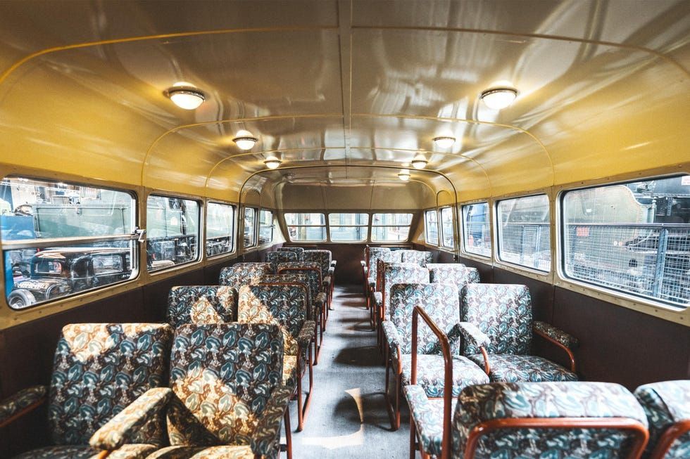 The Engine That Saved Bugatti: A 1,000 HP Railcar Returns To Paris ...