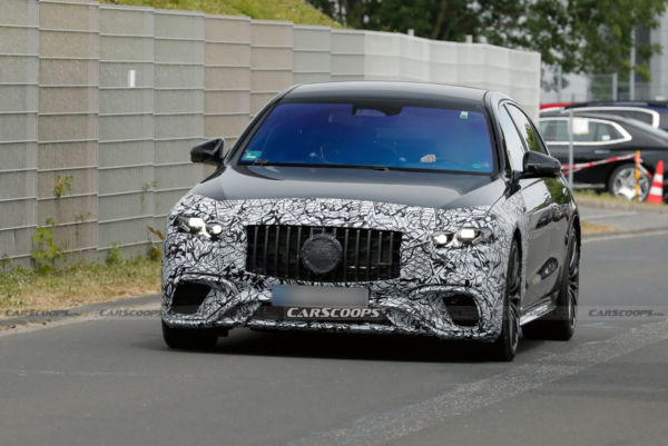 Mercedes Just Rebuilt Its Legendary V8—and It Could Change Luxury Cars ...