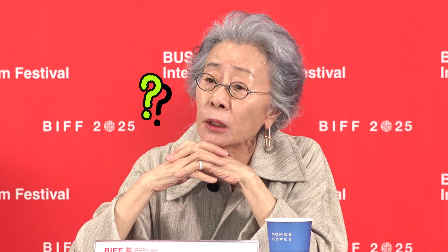 “난 세일즈맨 아니다” 윤여정에게 거만의 끝판왕이라는 비난 쏟아진 이유 | 인포루프