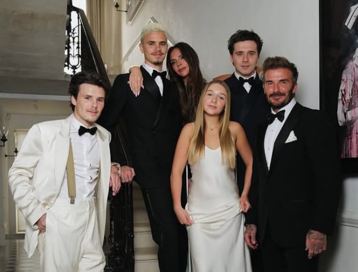 Brooklyn Beckham Tells Parents to Speak Through Lawyers as Family Feud ...