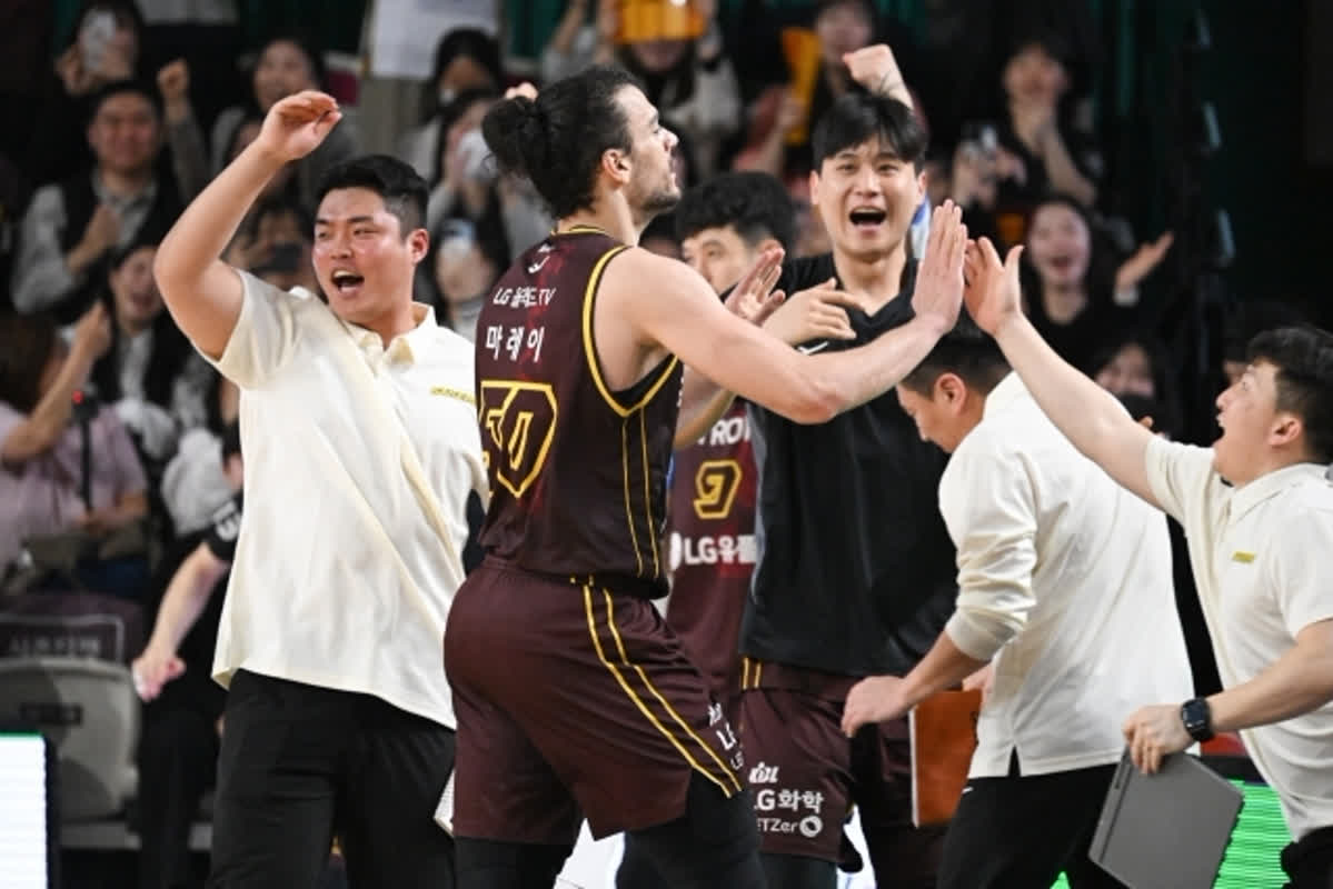 LG 파죽의 7연승, 2위 다툼 한발 더 앞서갔다, 마레이 29점·19R, 정규경기 우승한 DB 2연패, 로슨 20점 | 마이데일리