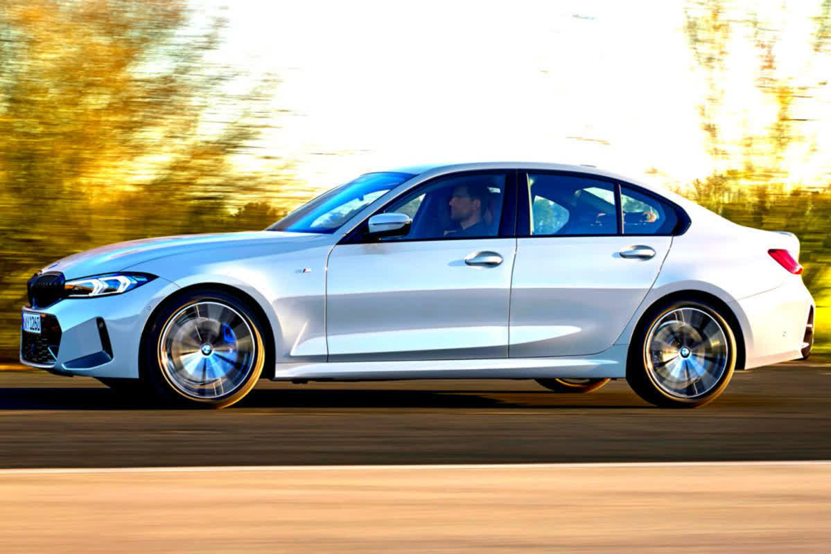 BMW Launches 330Li Long Wheelbase Model in India with Enhanced Interior ...