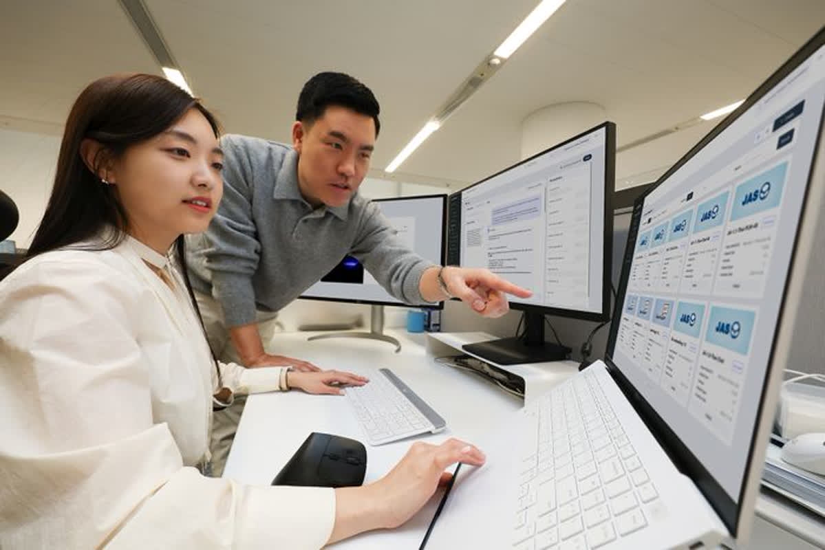 KT, 태국 IT 기업에 LLM 플랫폼 수출 완료 | 데일리안